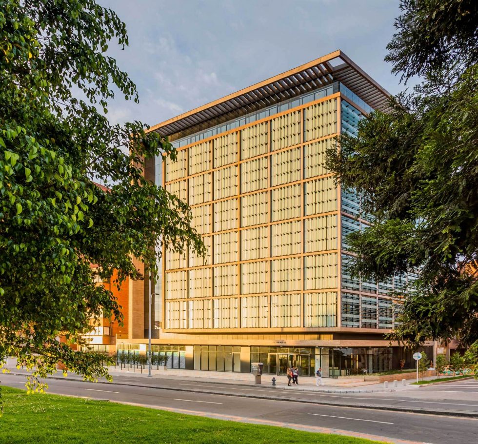 Ecotower Chicó | H MAS H